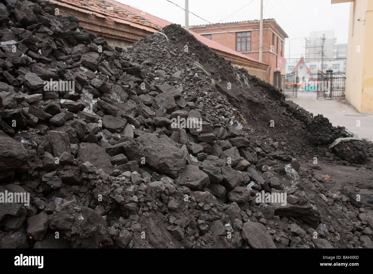 Pile Of Coal Stock Photos & Pile Of Coal Stock Images - Alamy