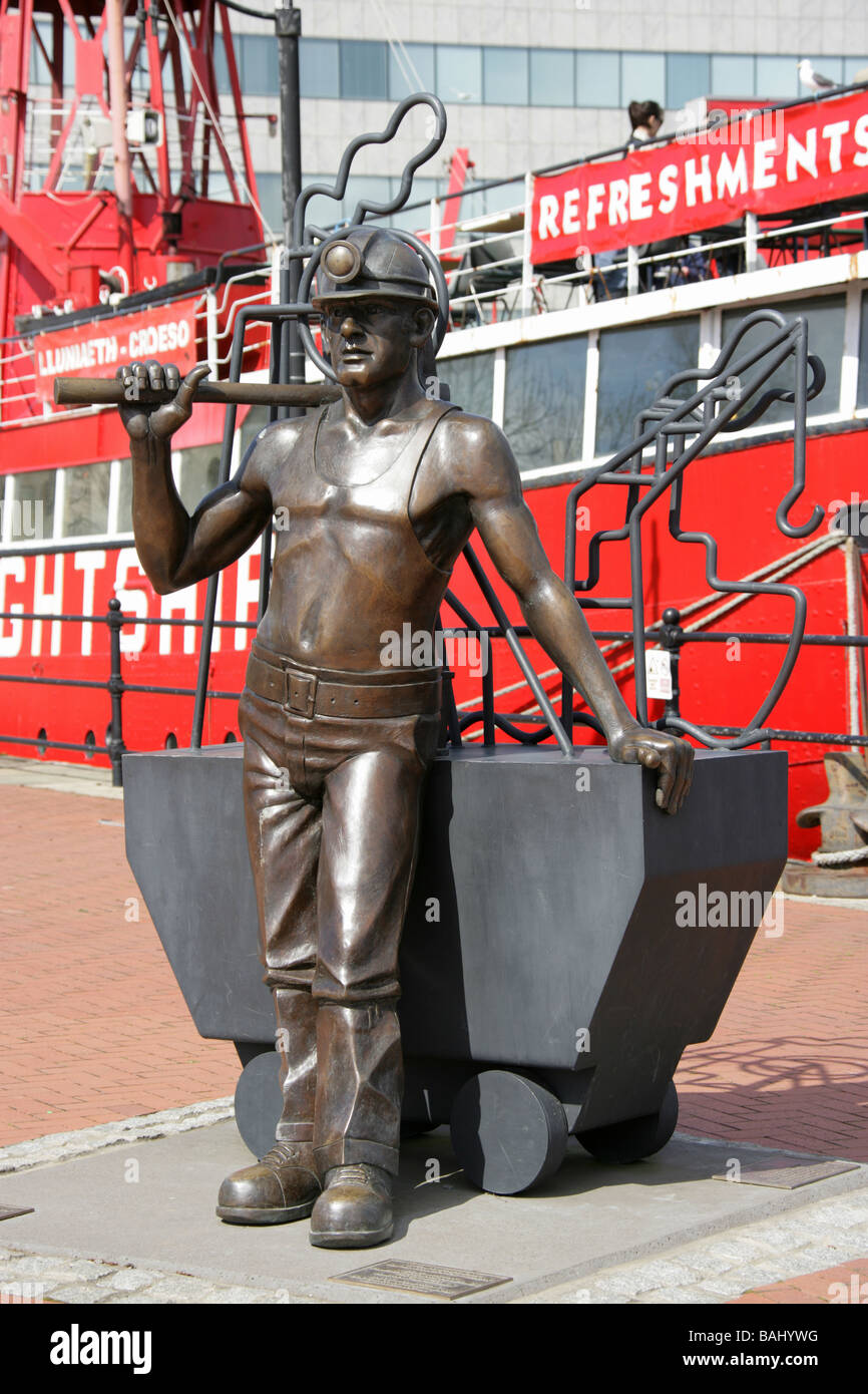 John clinch hi-res stock photography and images - Alamy