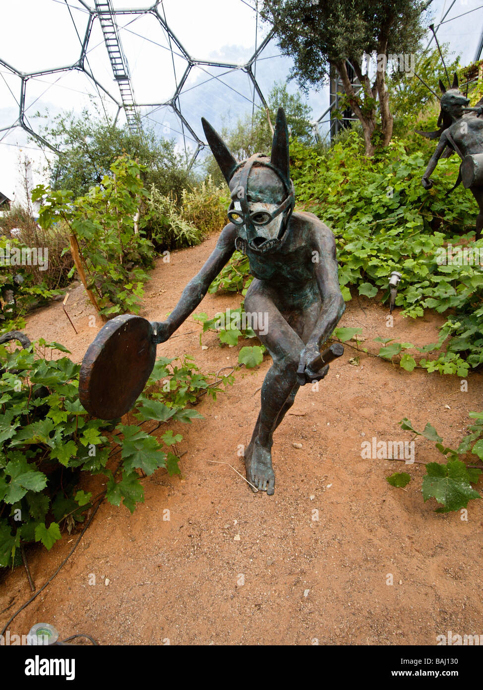 Tim shaw sculpture at the Eden Project Stock Photo - Alamy