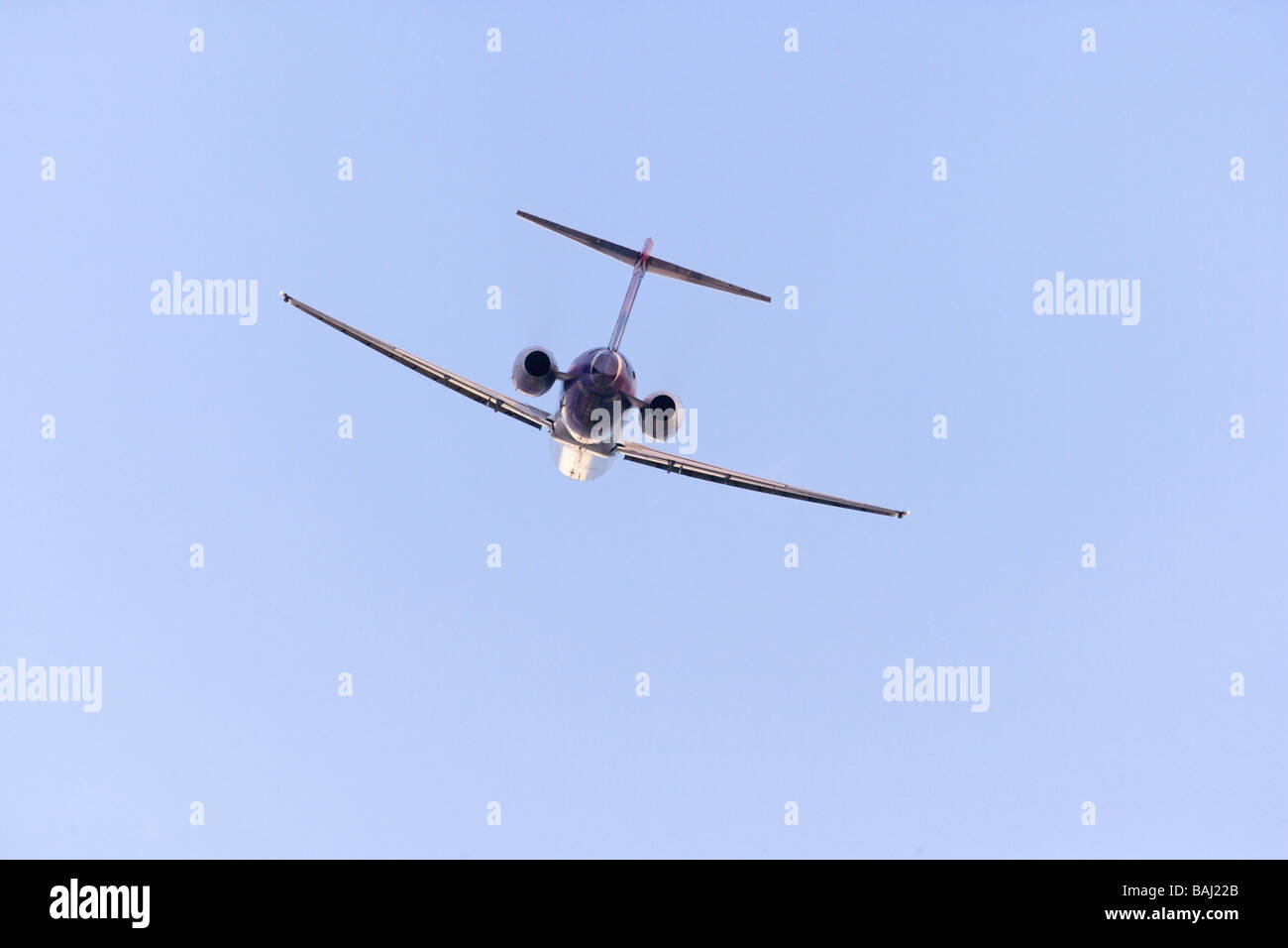 Commercial Aviation, Aircraft in flight Stock Photo - Alamy