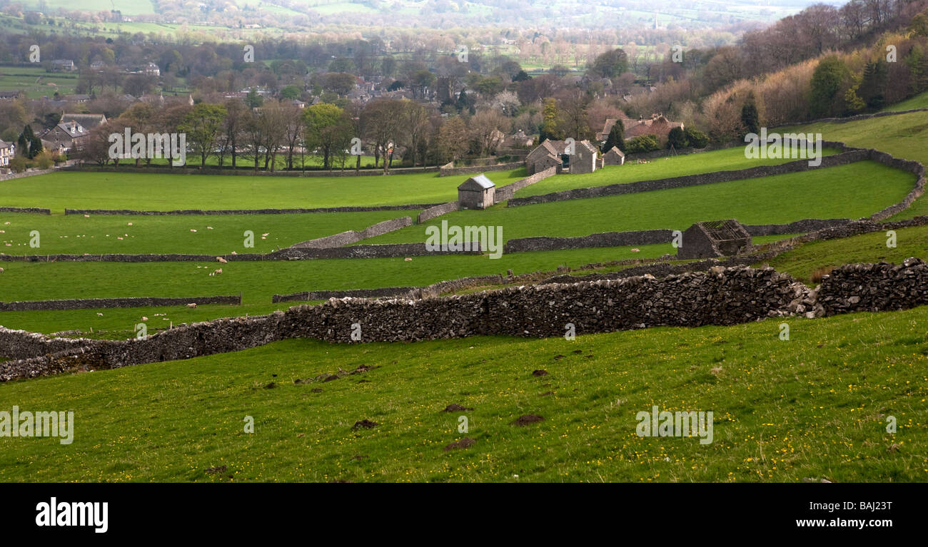 Long Cliff. High Peak. Peak District near Castleton. Derbyshire ...
