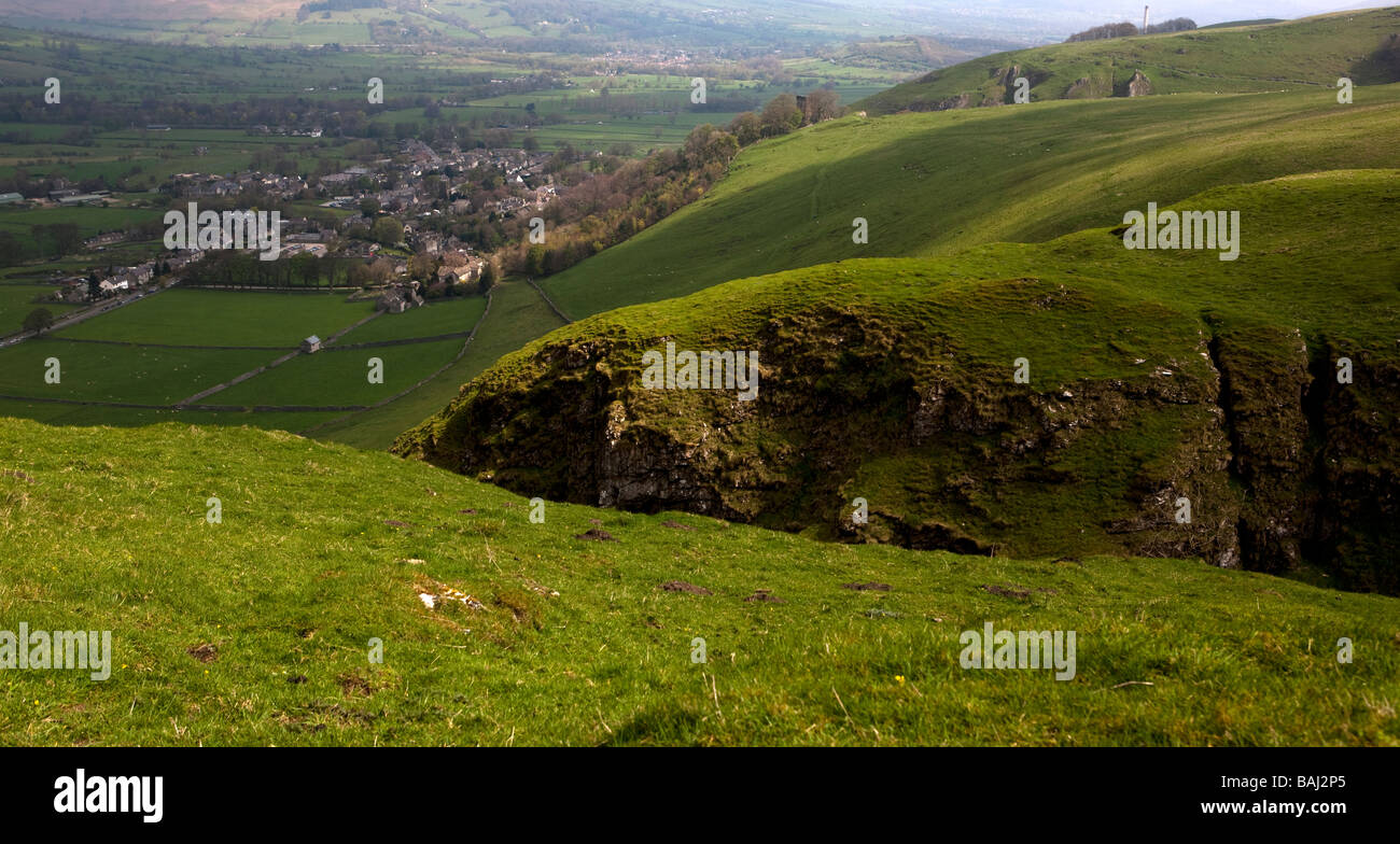 Long Cliff. High Peak. Peak District near Castleton. Derbyshire ...