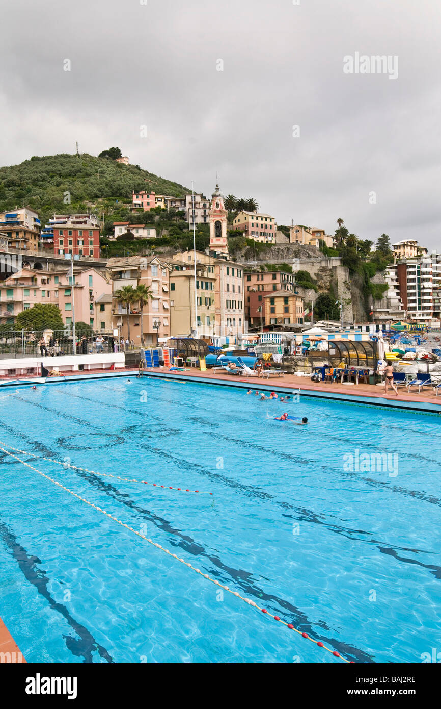 Swimming pool Sori Province of Genoa Italy Stock Photo - Alamy