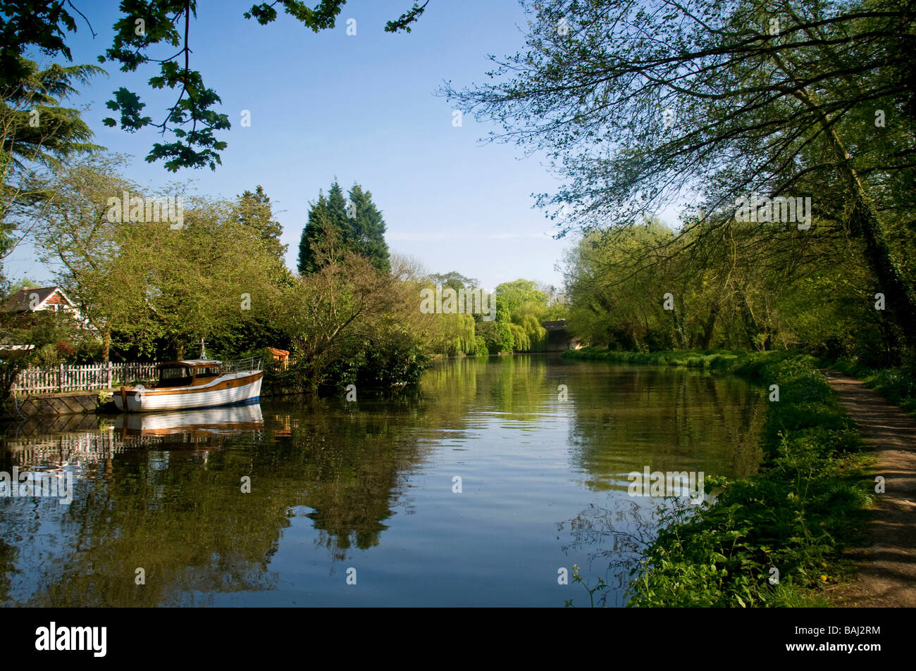Weybridge hi-res stock photography and images - Alamy