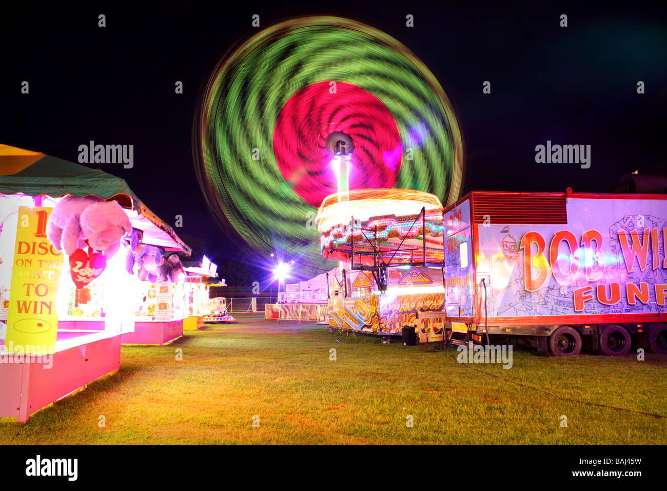 Bob wilsons funfair ealing london hi-res stock photography and images ...