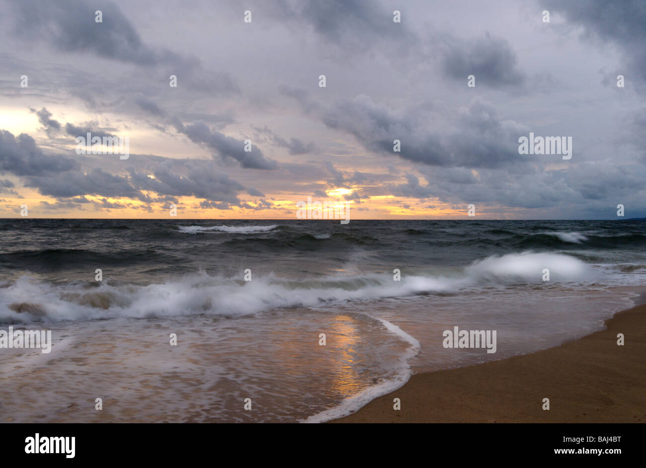 Wave break island australia hi-res stock photography and images - Alamy