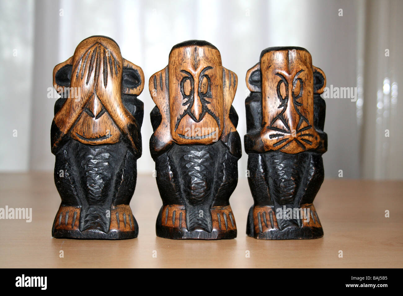 Three monkeys hi-res stock photography and images - Alamy