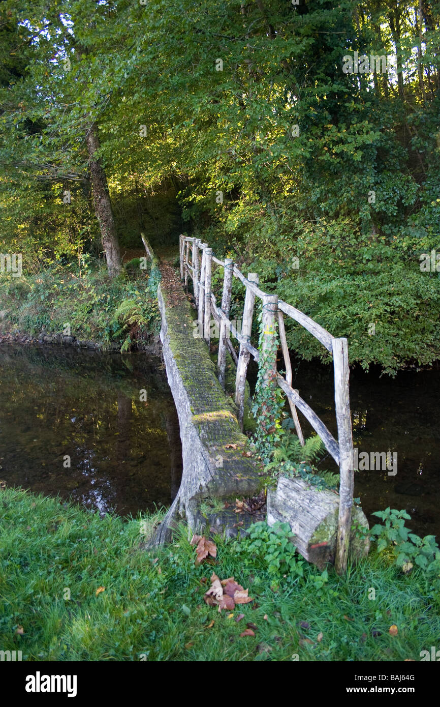 Rustic bridge hi-res stock photography and images - Alamy