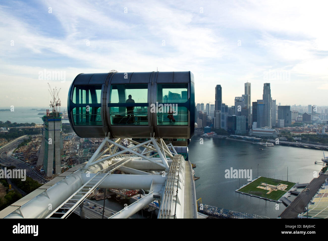 Singapore, Singapore Flyer observation wheel Stock Photo - Alamy