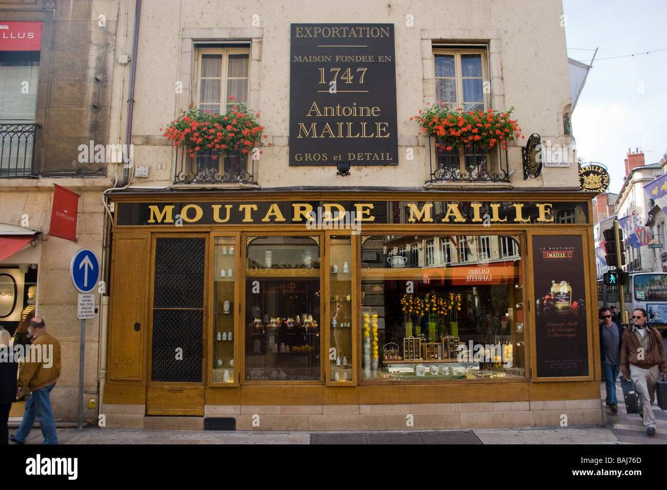 Moutarde Maille shop in Dijon, France Stock Photo - Alamy