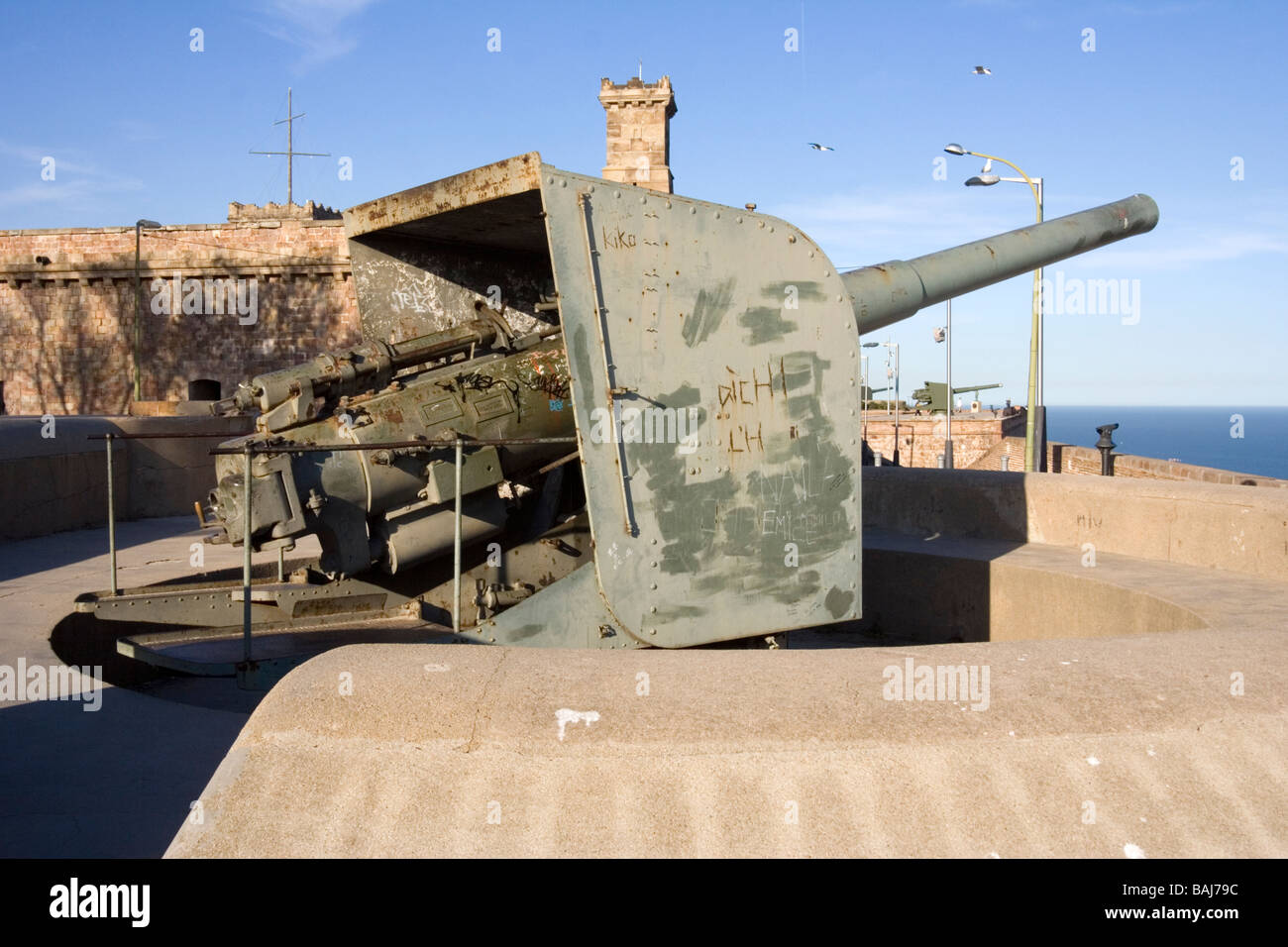 Deactivated hi-res stock photography and images - Alamy