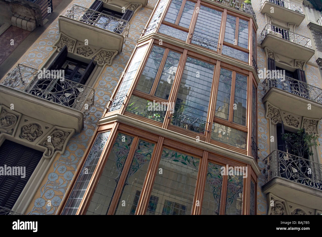 Classic Apartment Block Stock Photo - Alamy