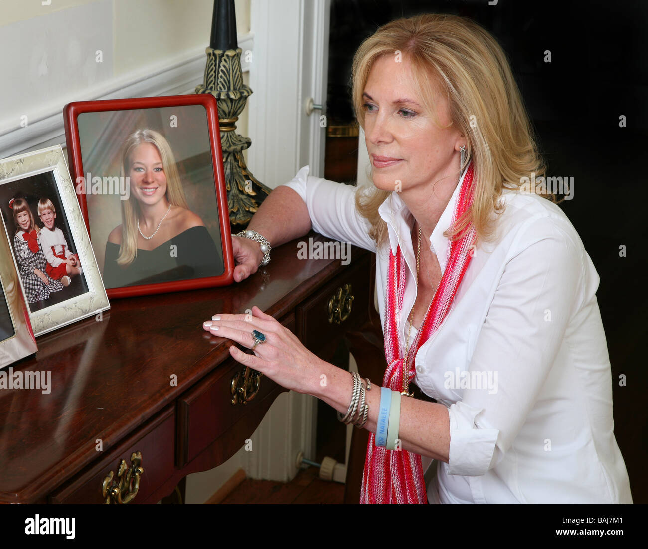 Beth Holloway mother of Natalee Ann Holloway (born October 21, 1986 ...