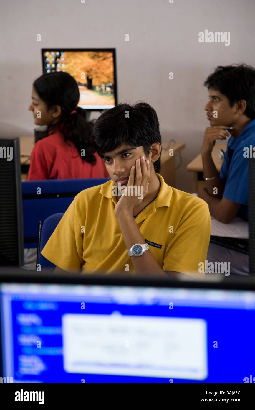 School children computers uniform hi-res stock photography and images ...