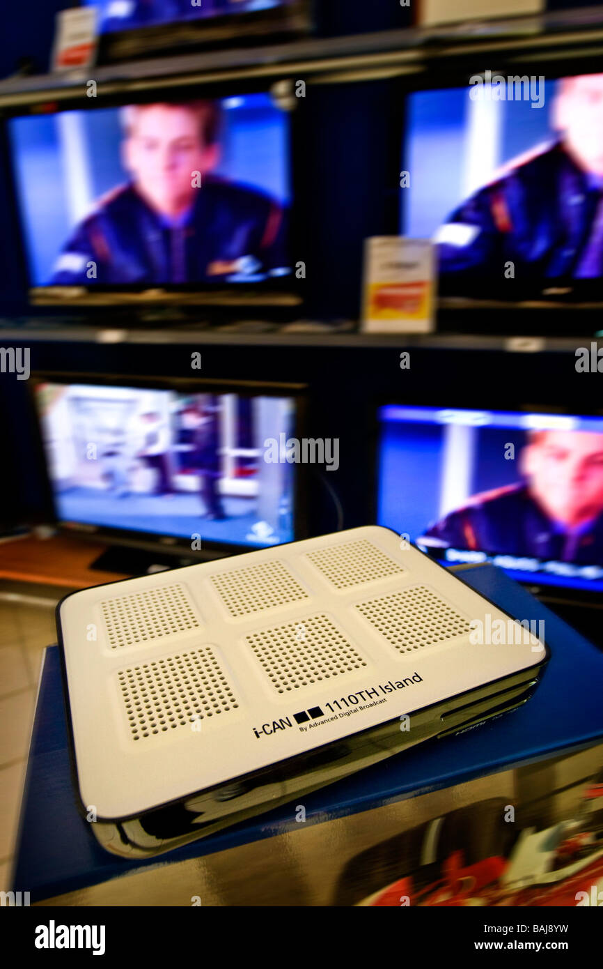 Digital decoder hi-res stock photography and images - Alamy