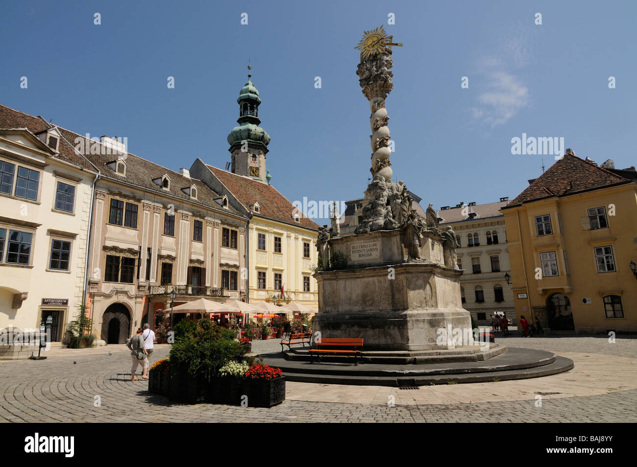 Old town square hungary hi-res stock photography and images - Alamy