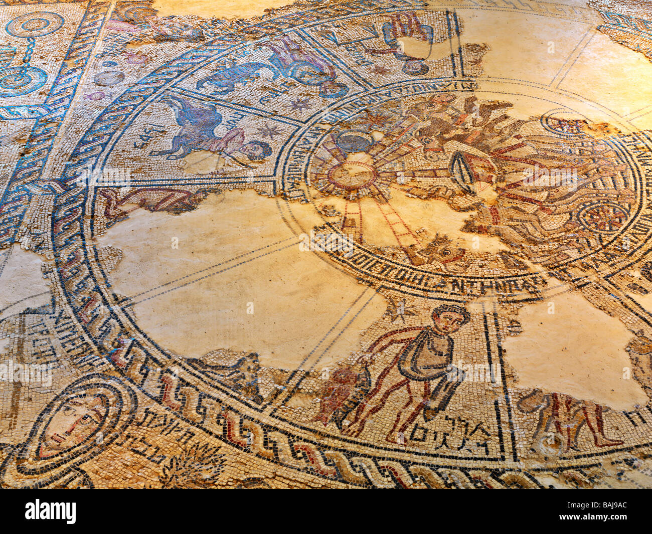 Roman floor mosaic hi-res stock photography and images - Alamy