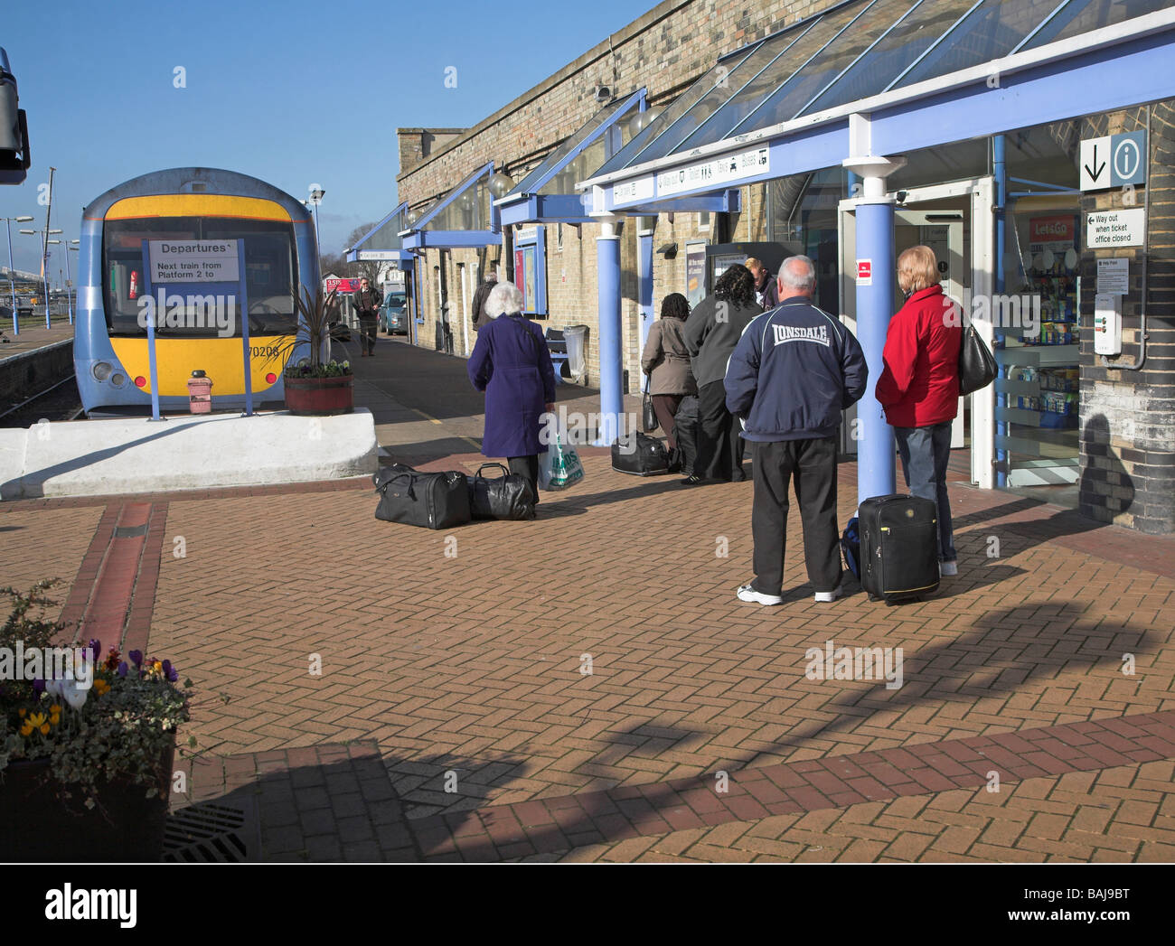 Train platform railway station Lowestoft Suffolk England Stock Photo ...
