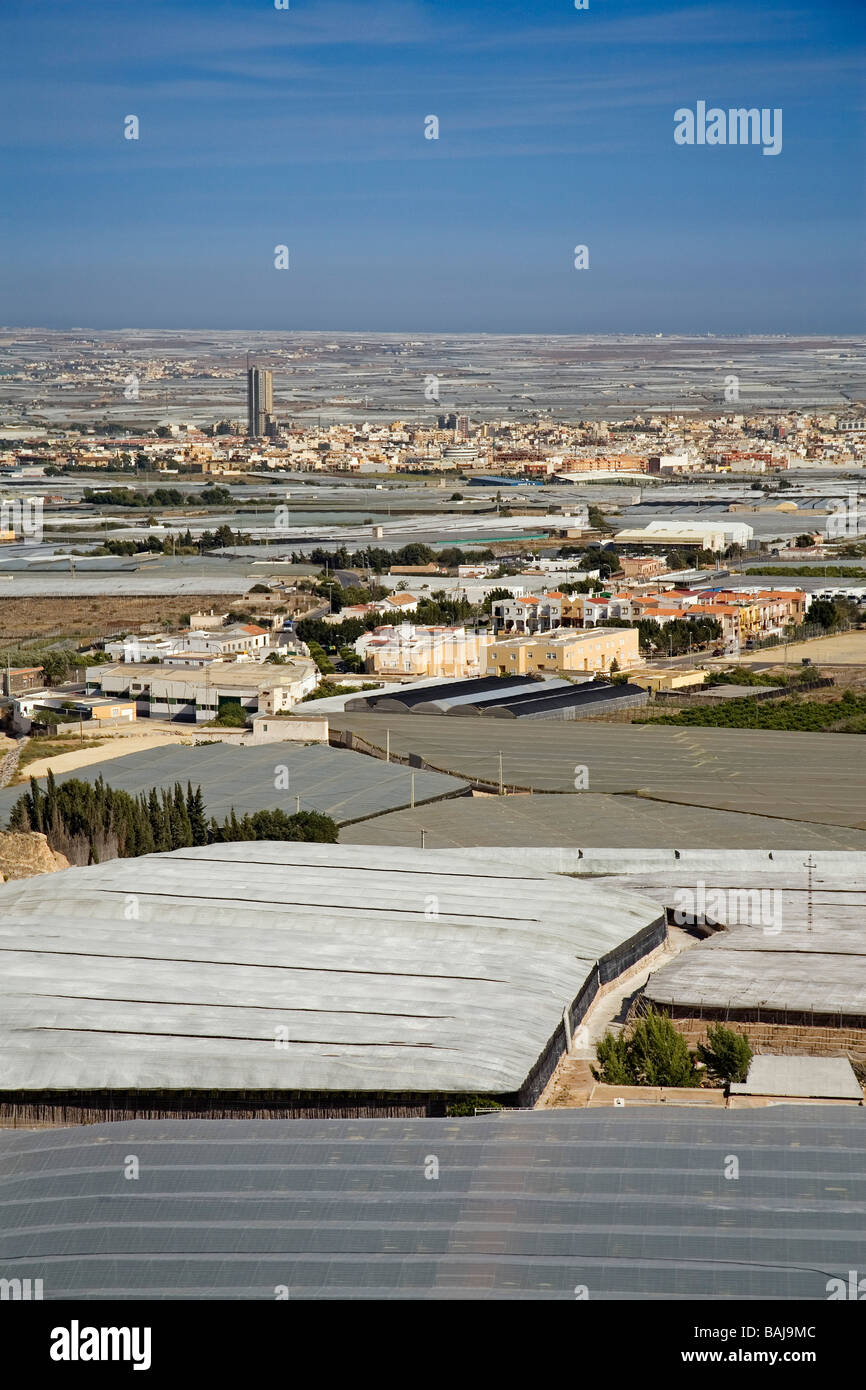 Cultivos verticales hi-res stock photography and images - Alamy