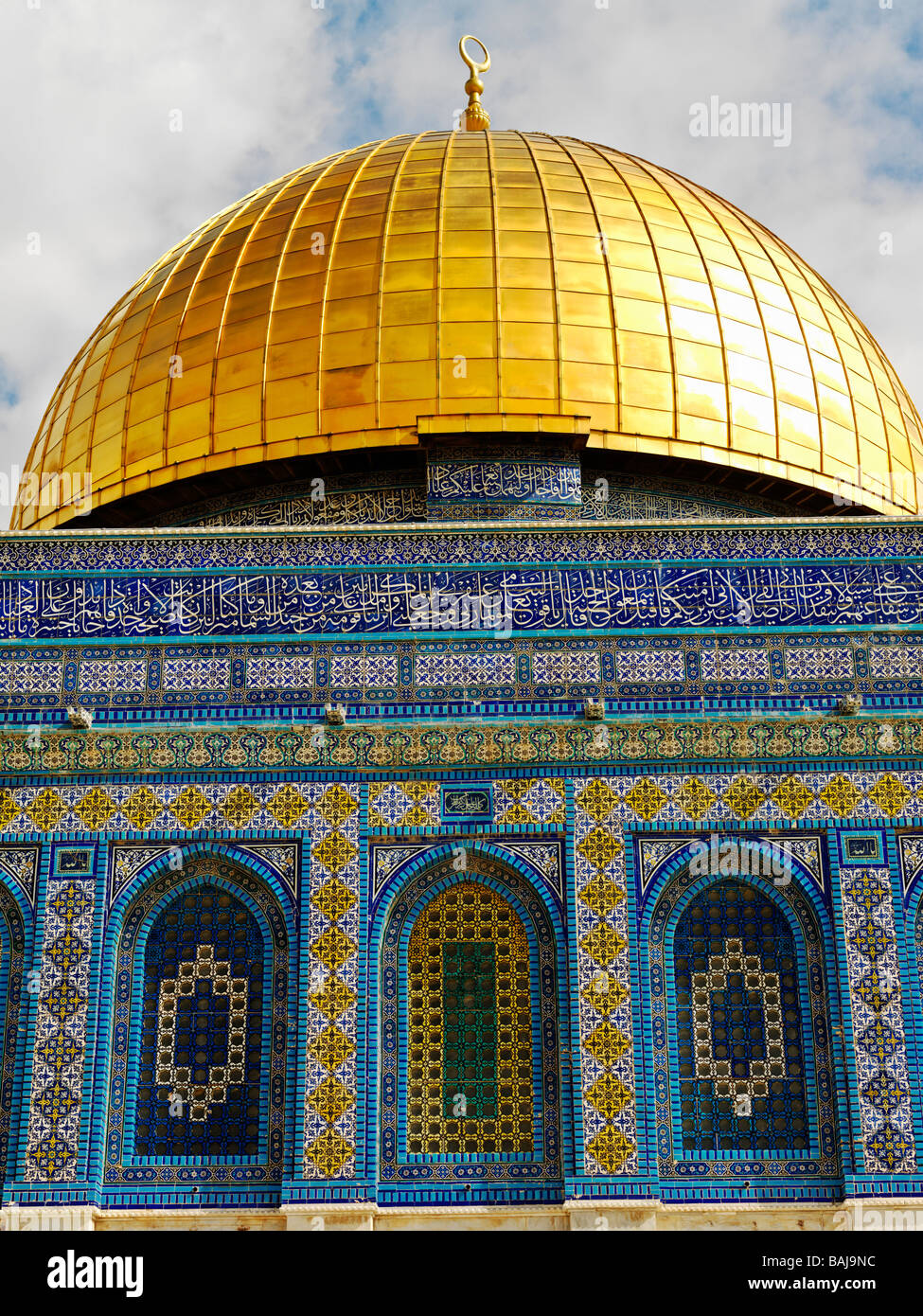 Mosque temple mount jerusalem hi-res stock photography and images - Alamy