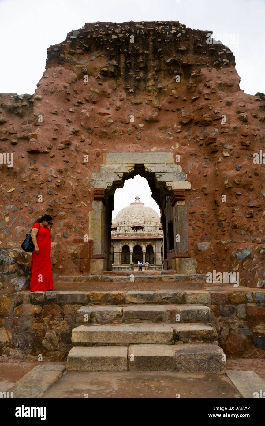Entrance in the walled enclosure of Isa Khan's tomb, in Delhi, India ...
