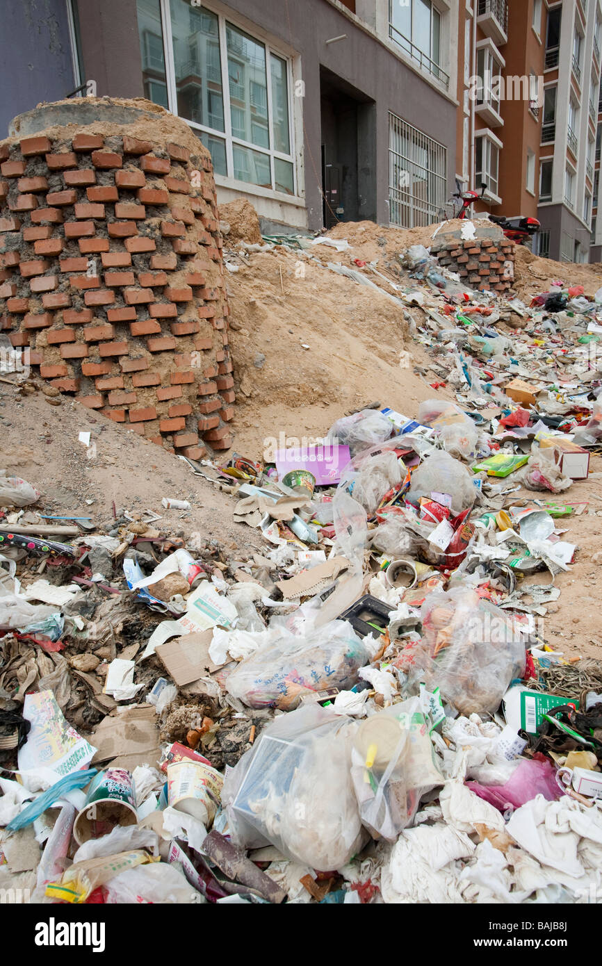 Plastic rubbish china hi-res stock photography and images - Alamy
