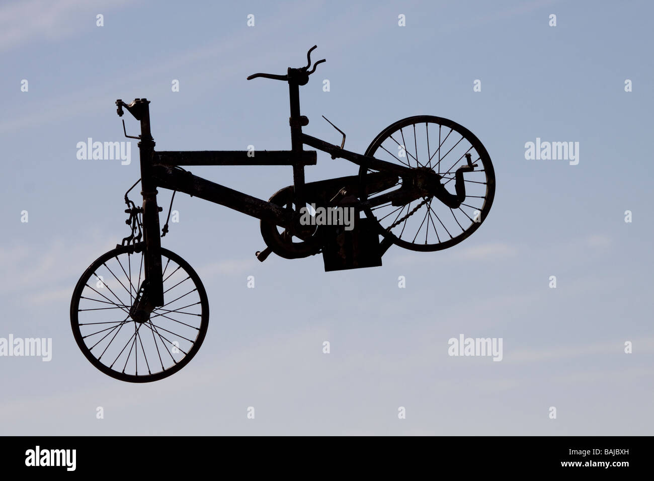 Cycle silhouette hi-res stock photography and images - Alamy
