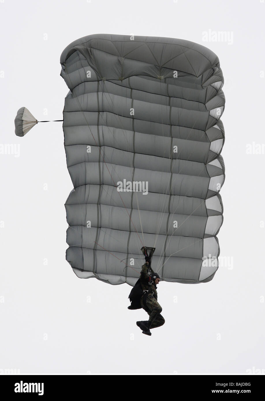 Army Parachute High Resolution Stock Photography and Images - Alamy