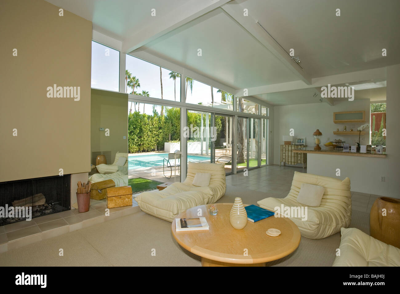Modern residence interior Stock Photo - Alamy