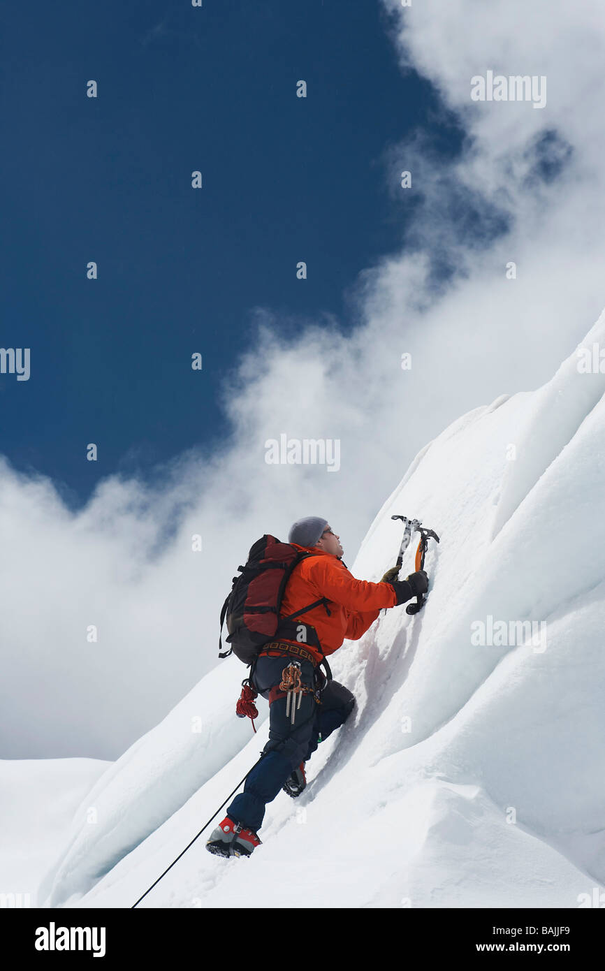 Mountaineering snow man pick hi-res stock photography and images - Alamy