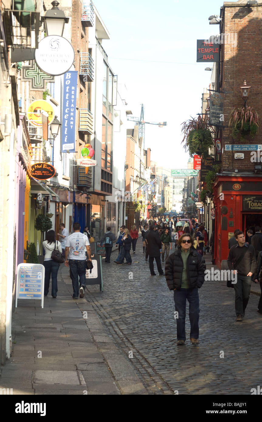 Temple bar area of Dublin, Ireland Stock Photo - Alamy