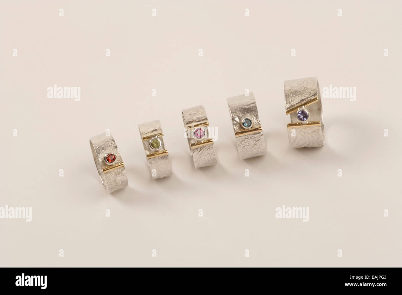 Silver rings hi-res stock photography and images - Alamy