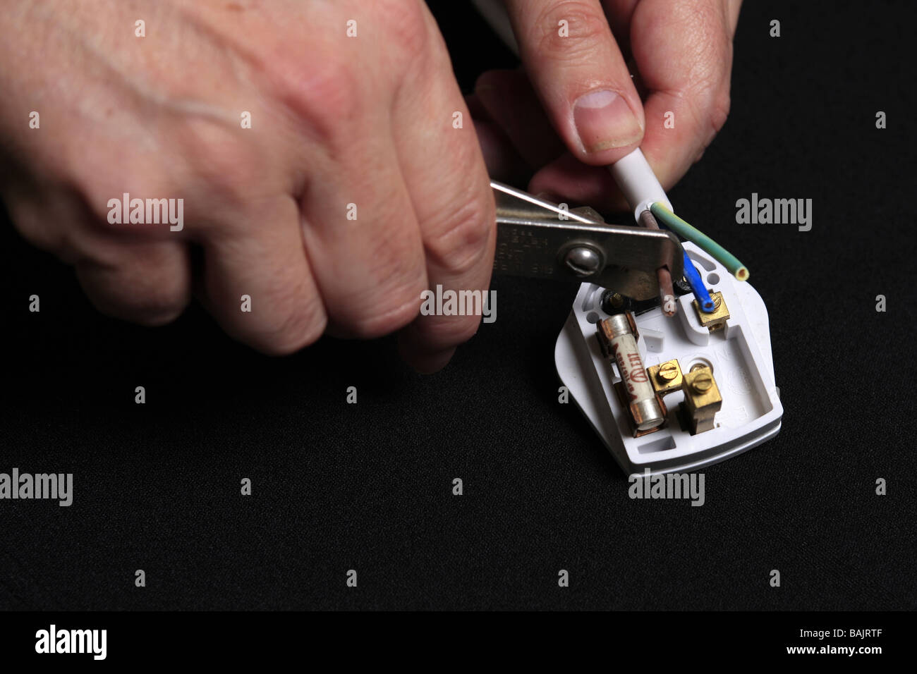 Electric circuit simple hi-res stock photography and images - Alamy