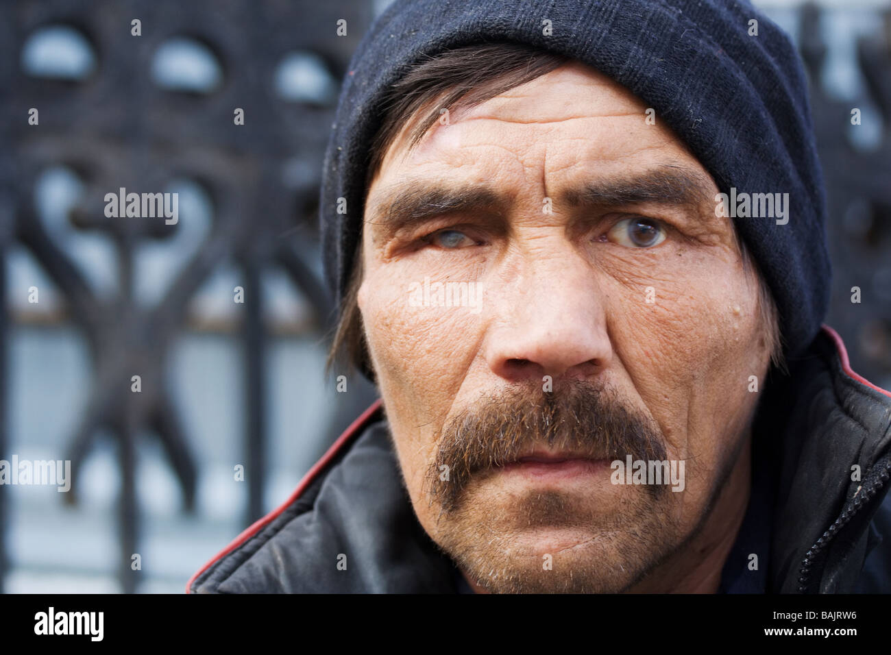 Homeless tramp shelter hi-res stock photography and images - Alamy