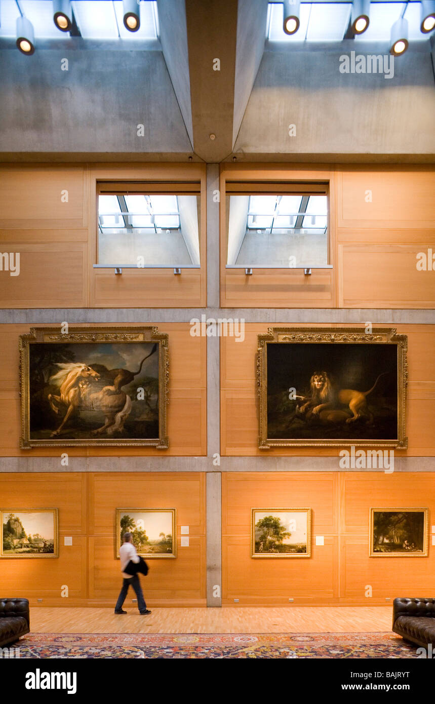 Louis kahn yale art gallery hi-res stock photography and images - Alamy