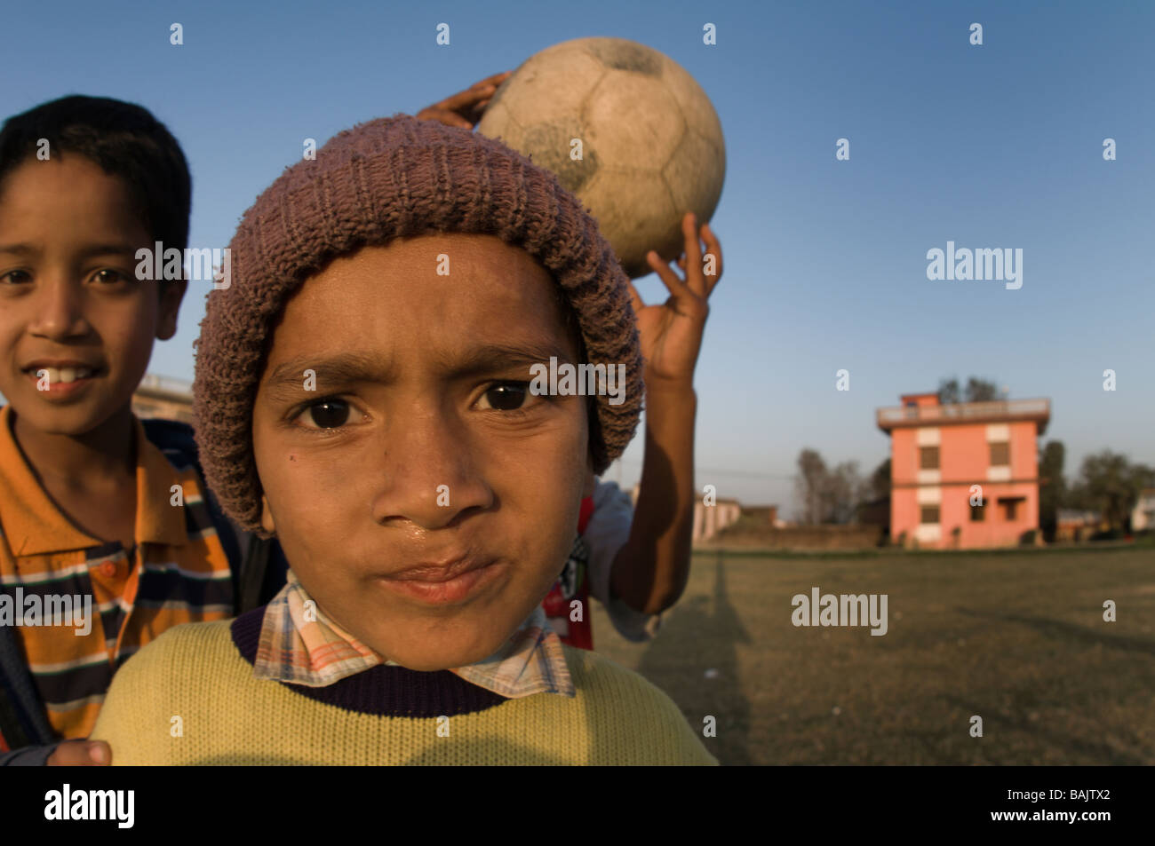 nepali children playing Stock Photo - Alamy