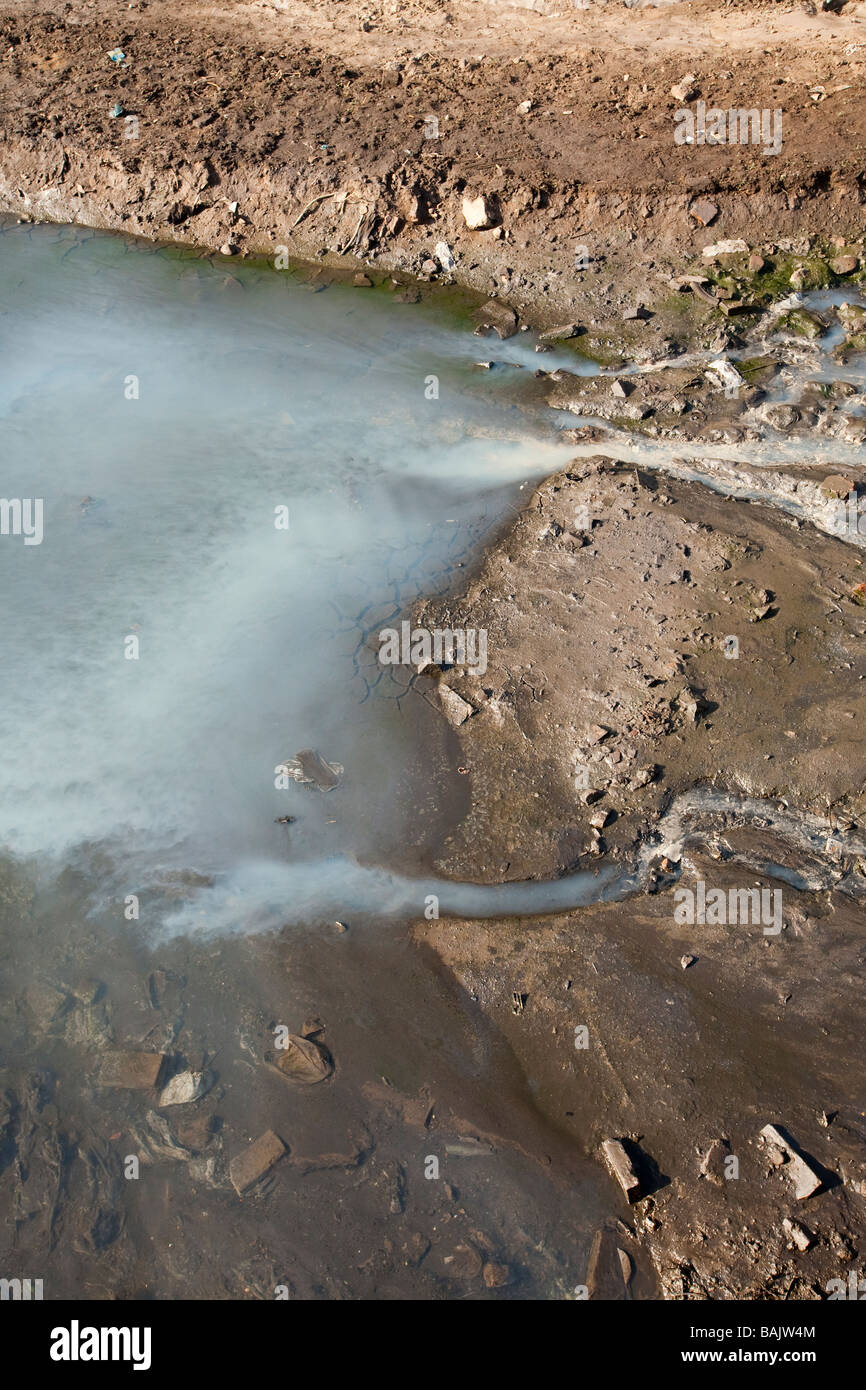 Pollution in a chinese river in Hangdang Stock Photo - Alamy