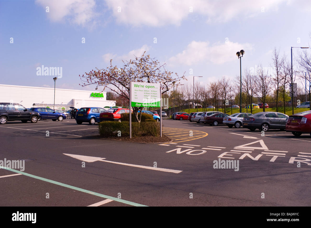 Supermarket car park and Roadsigns UK Stock Photo - Alamy