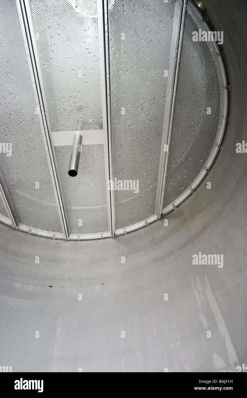 fermentation tank grid to keep the floating cap submerged dom m picard ...