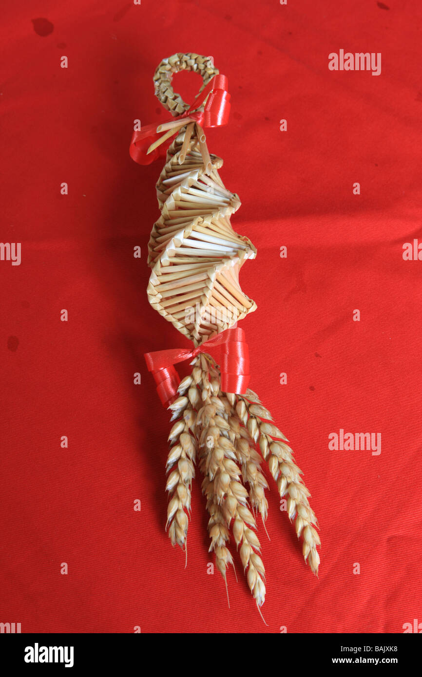 Corn dolly hi-res stock photography and images - Alamy