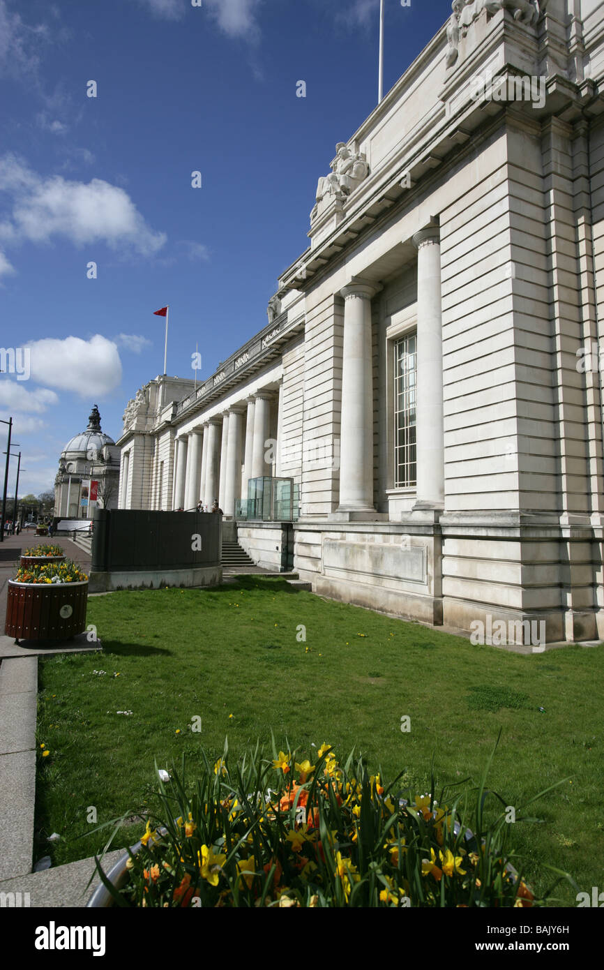 National museum cardiff entrance hi-res stock photography and images ...