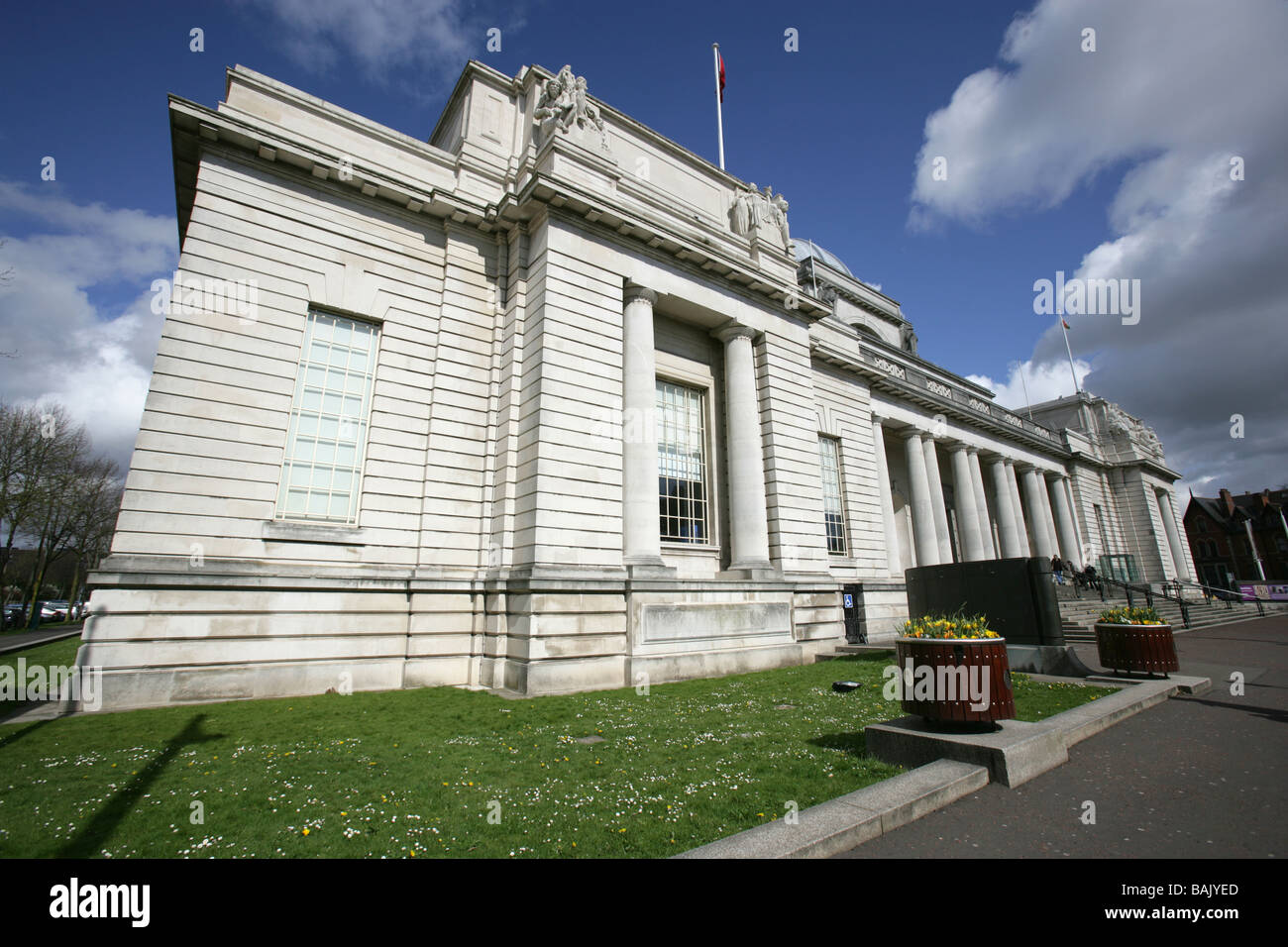 Cardiff national museum of wales hi-res stock photography and images ...