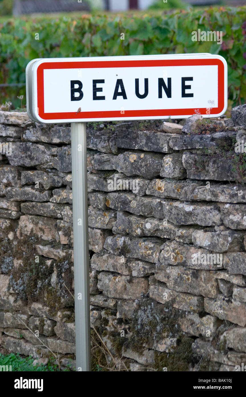 road sign beaune cote de beaune burgundy france Stock Photo - Alamy