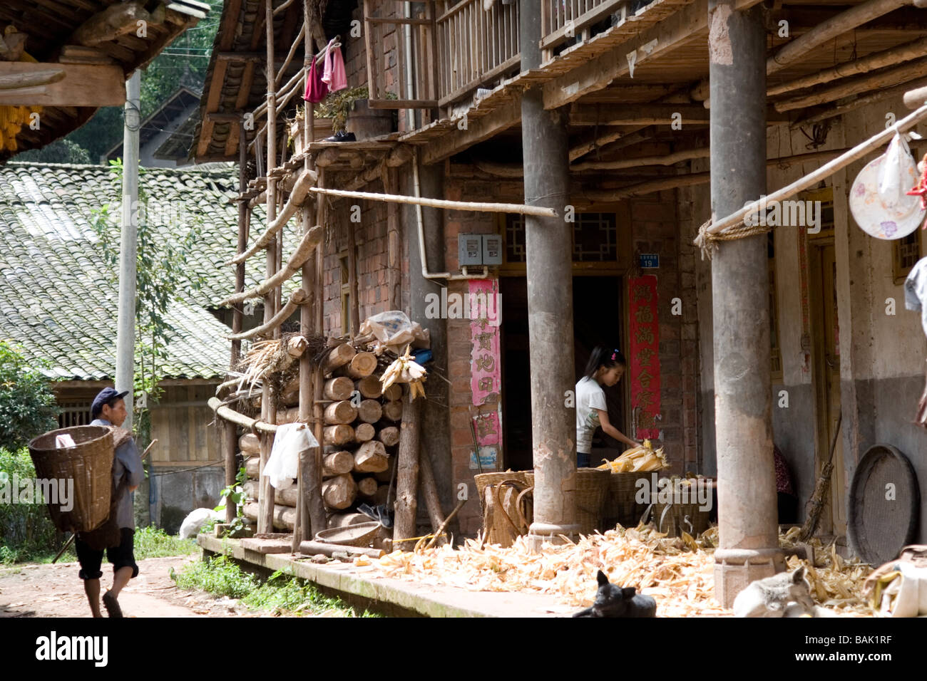 Village life china hi-res stock photography and images - Alamy