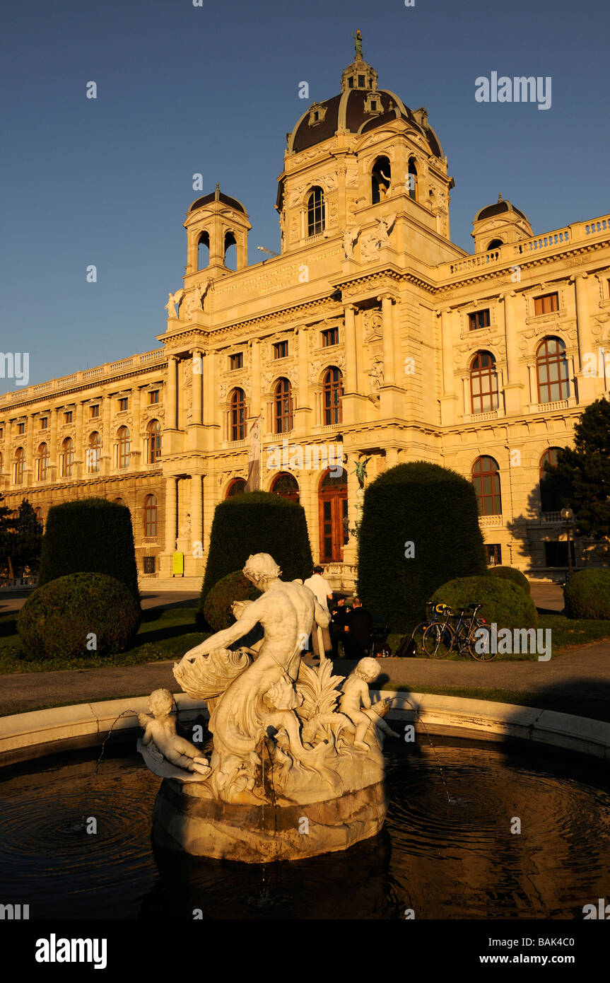 Historic nature museum hi-res stock photography and images - Alamy