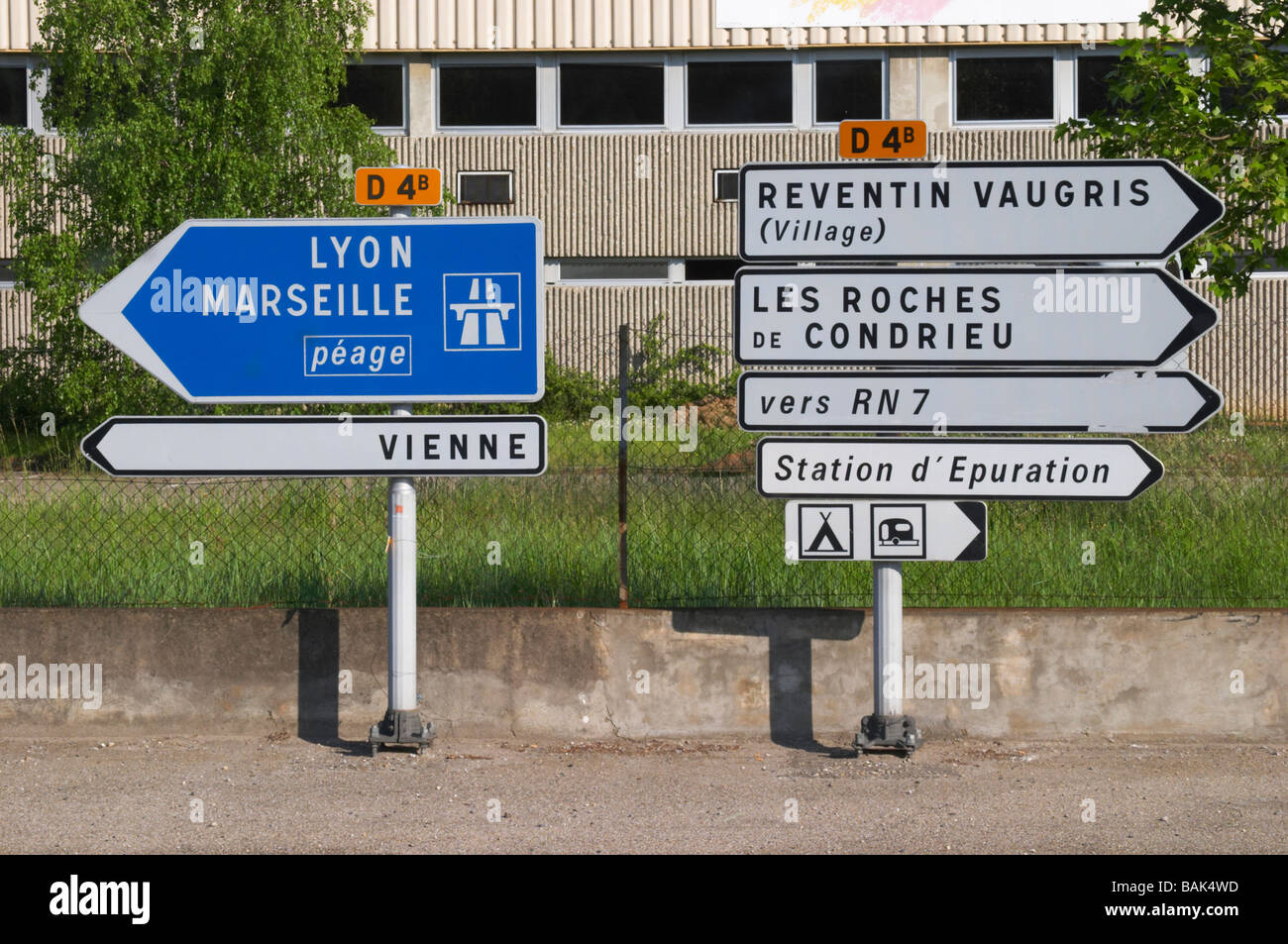 Marseille road sign hi-res stock photography and images - Alamy