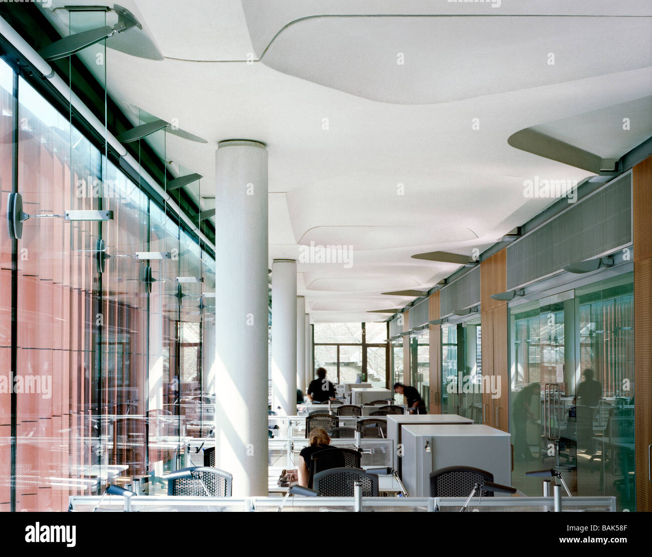 London ucl cancer institute hi-res stock photography and images - Alamy