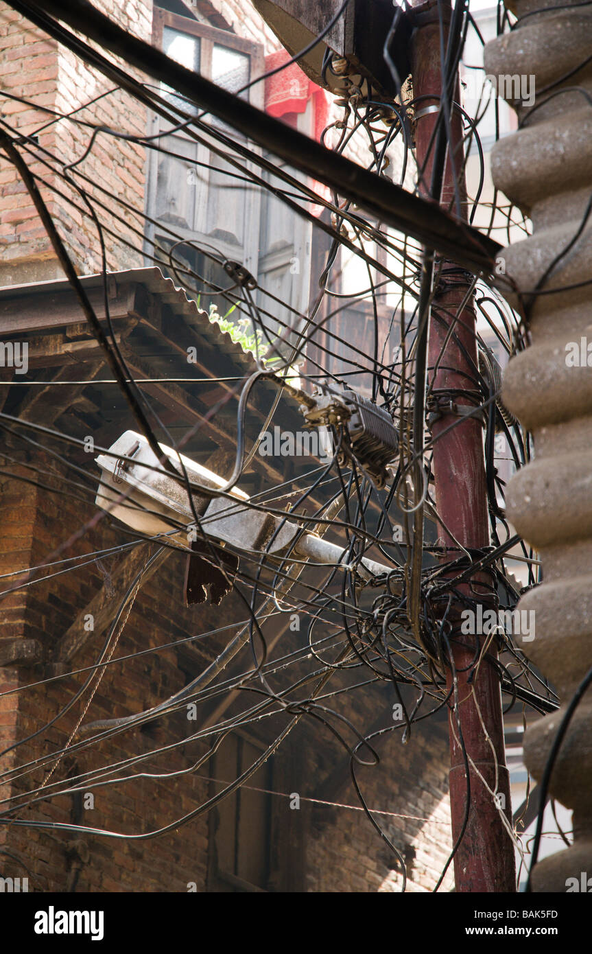 tangled electricity cables Stock Photo - Alamy
