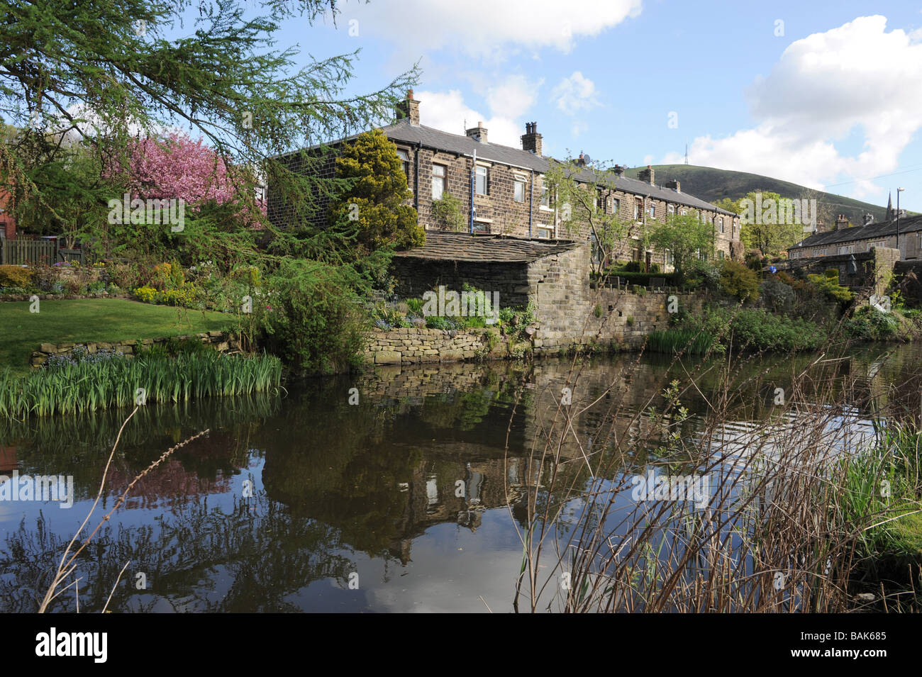 The Huddersfield Canal, Greenfield, Saddleworth, Lancashire Stock Photo ...