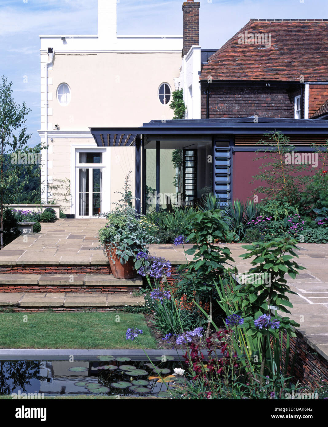 mannor house exterior view Stock Photo - Alamy